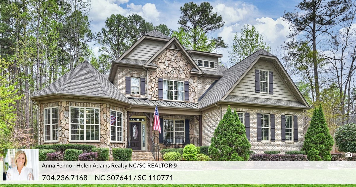 7019 Montgomery Rd, Lake Wylie, SC 29710